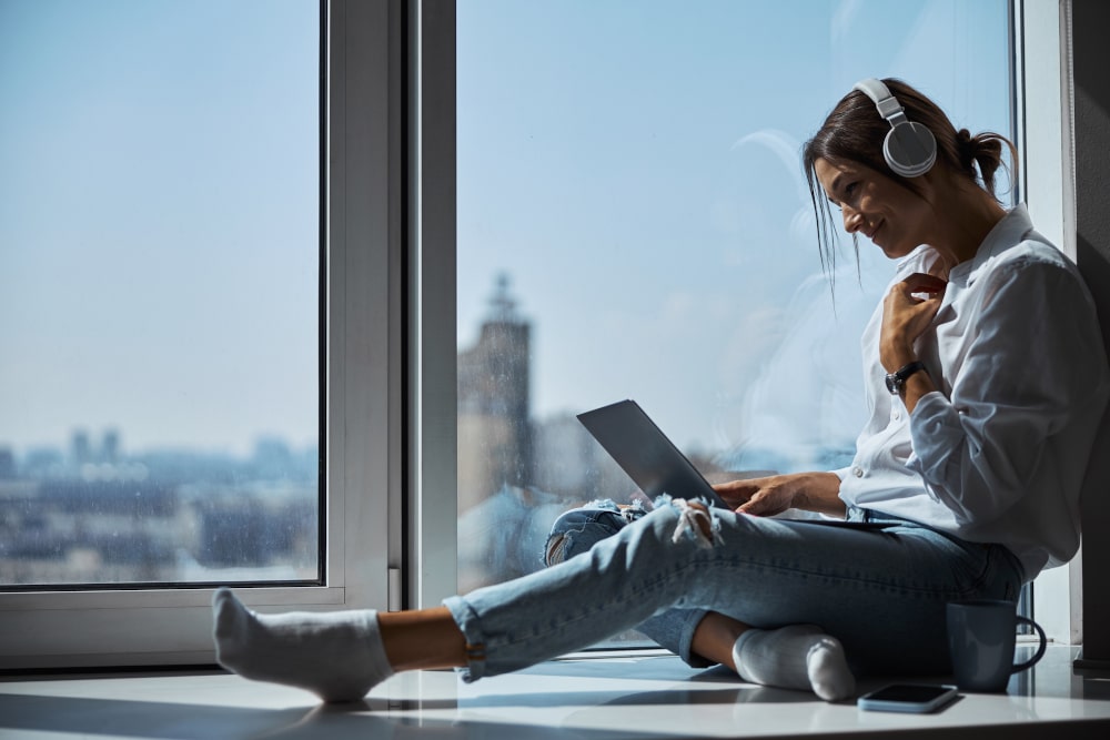 How to Choose a Proper Window Film for Privacy