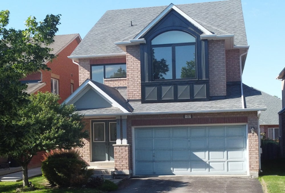 Transom Windows: Elevating Homes with Style & Functionality